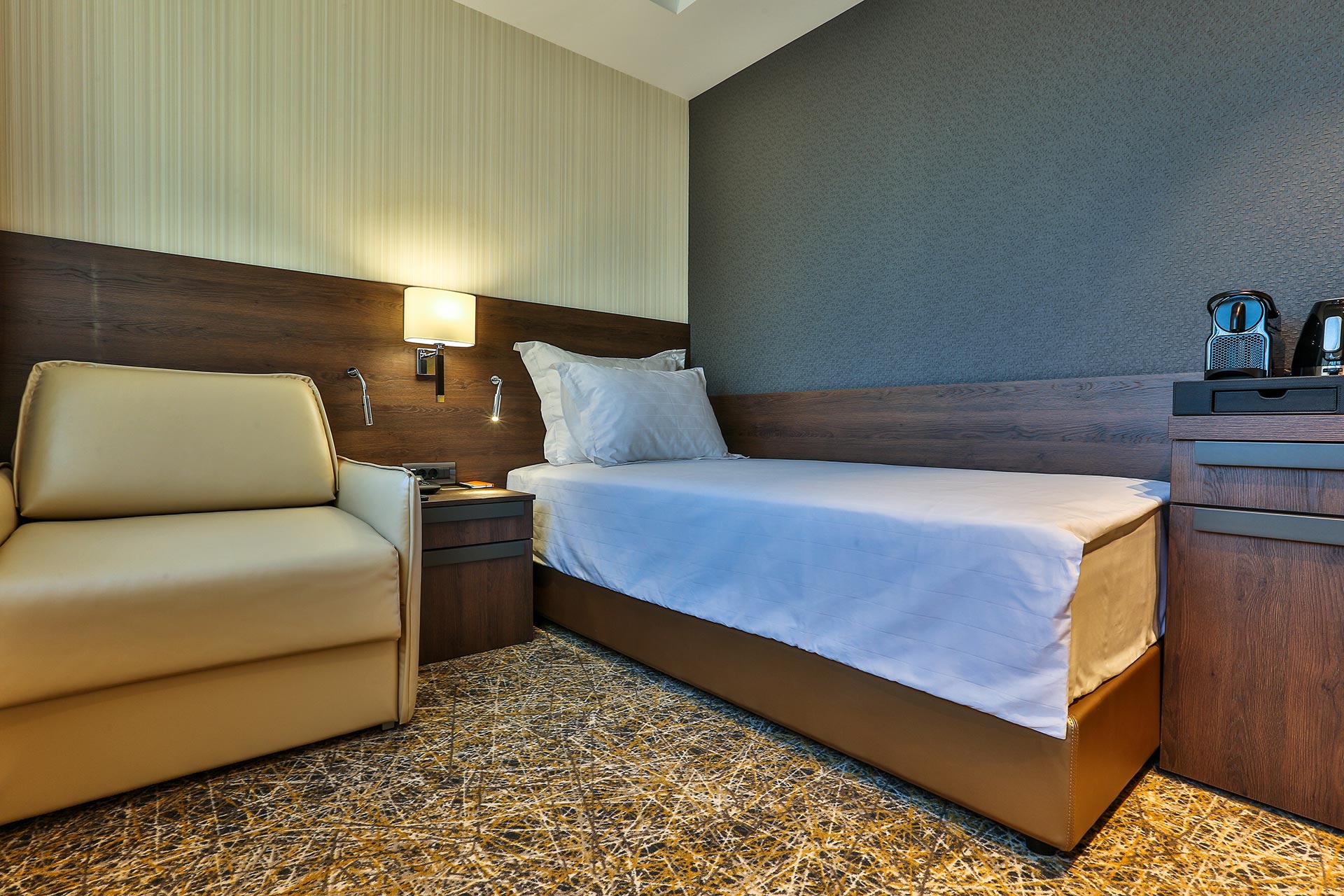 Hotel Zeta - Economy Room
